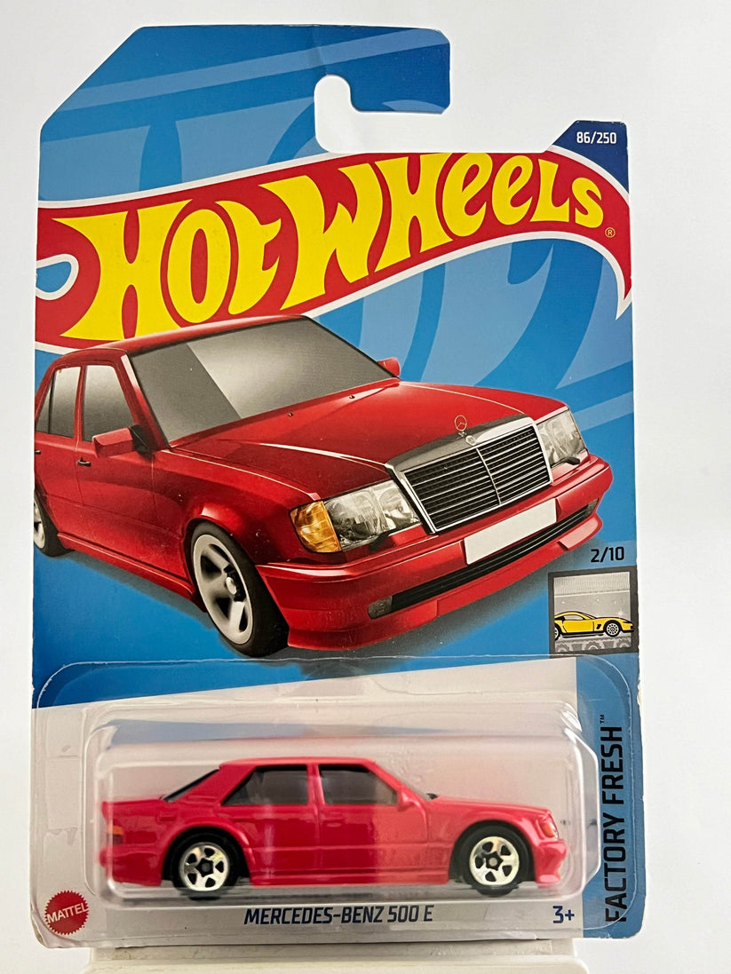 MERCEDES BENZ 500E - RED - 4A – Its Fun