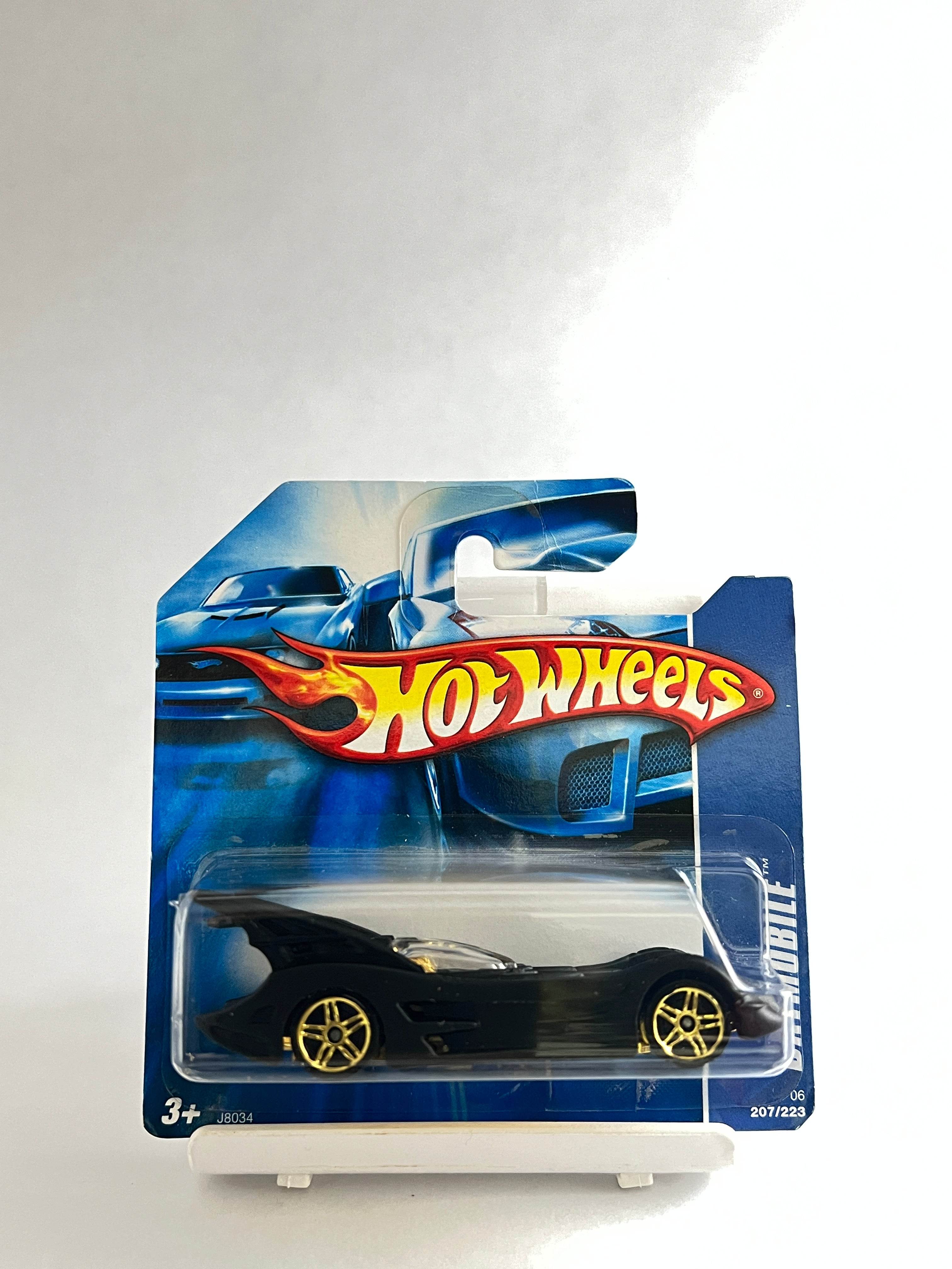 BATMOBILE - MATTE BLACK WITH GOLDEN BASE - 1C - Its Fun